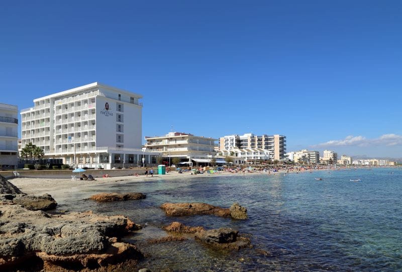 Découvrir Can Picafort à Majorque : plages, activités et conseils